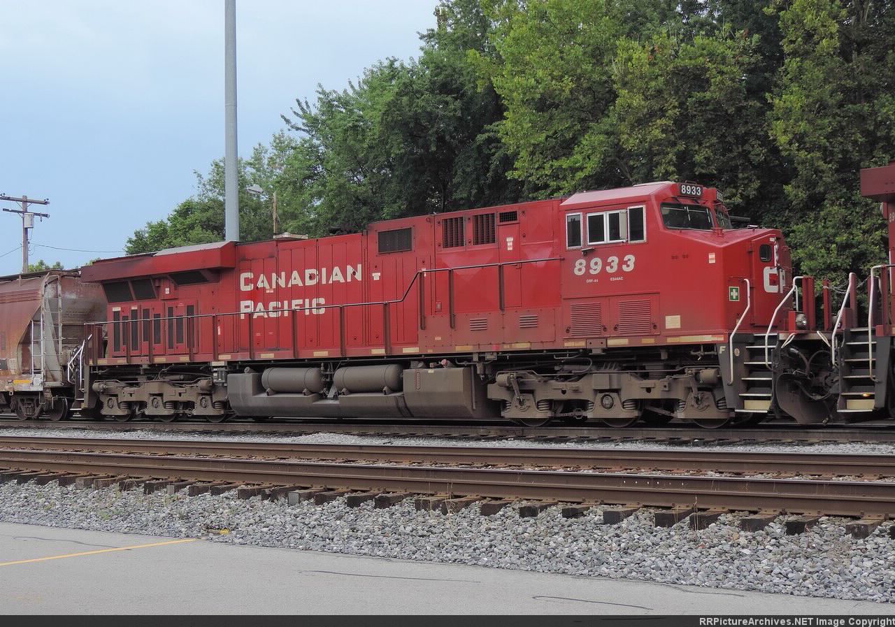 CP 8933